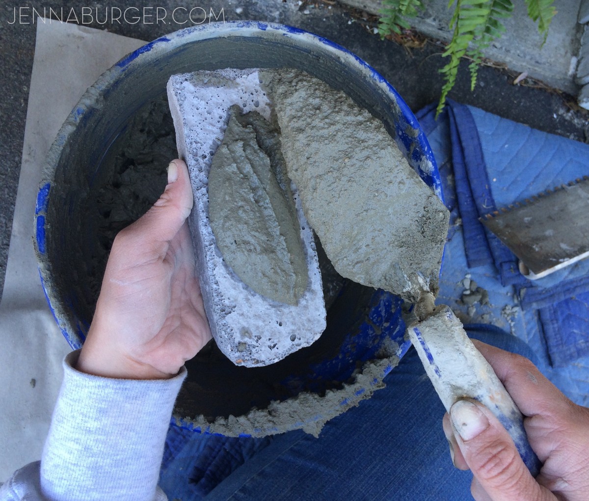Añadir chapa de piedra a un muro de cimentación de hormigón - Jenna ...